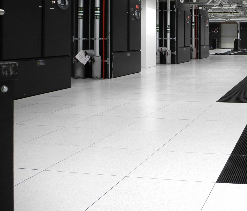Raised Flooring in Computer Rooms, Server Rooms & Data Centers